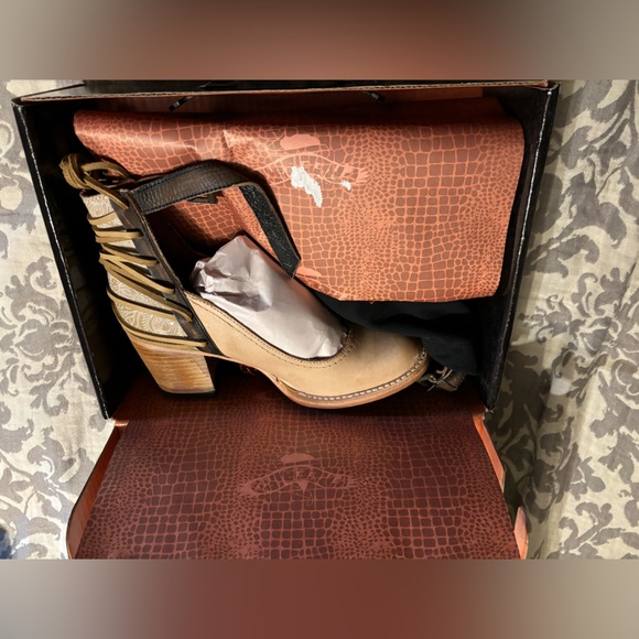 Freebird by Steven | Shoes | Freebird Raeanne Brand New Size 8 | Poshmark